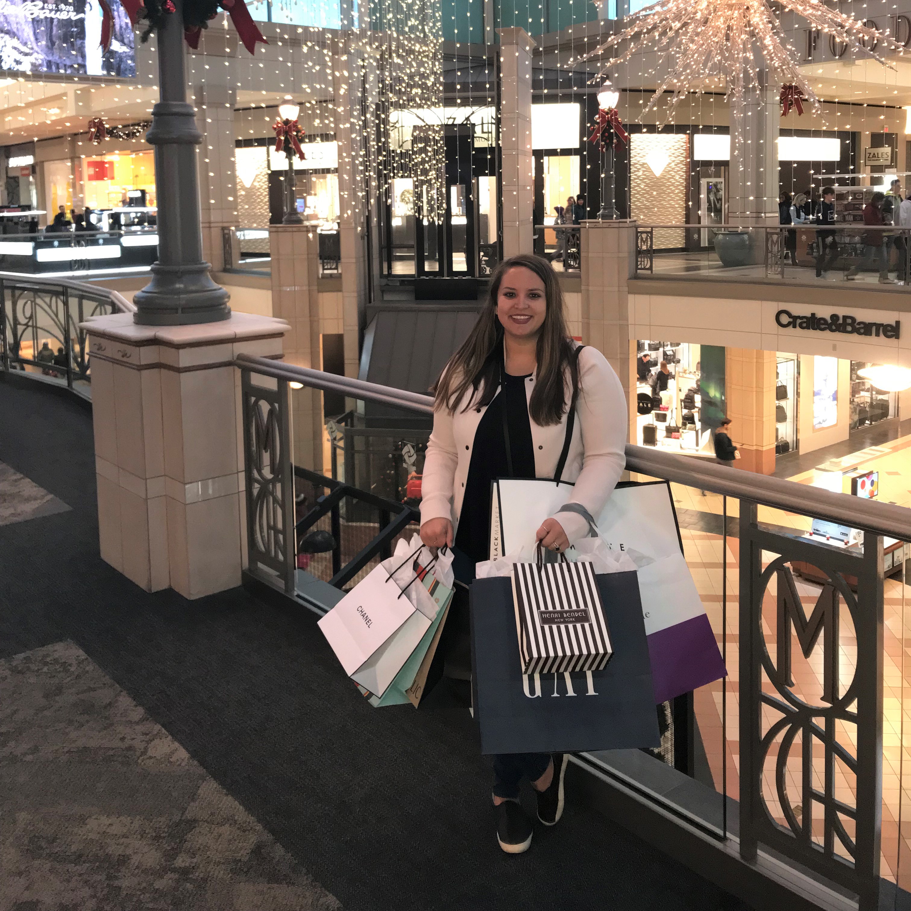 Black Friday Shopping: Retail Insider Tips & Tricks